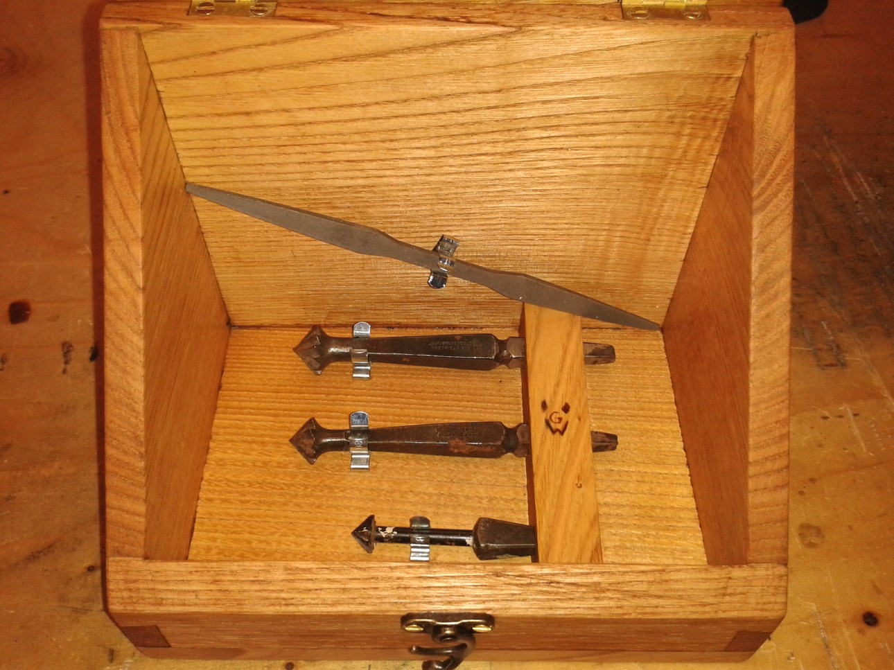 Auger box – goatboys woodshop